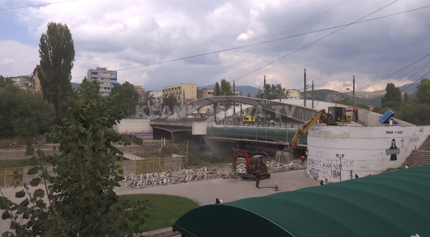 Fushë tenisi, apo xhami? Çfarë do të ndërtohet tek Ura Ibrit (VIDEO ...