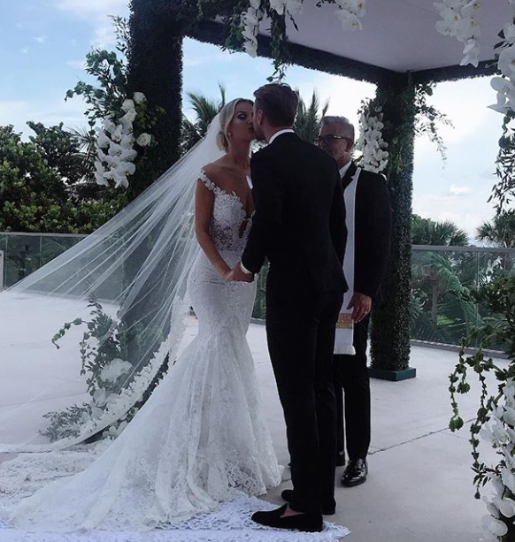 Martohet Afërdita Dreshaj – Klan Kosova