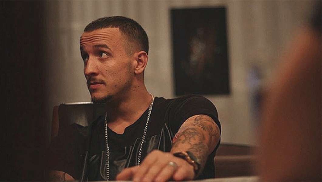 Getinjo pranë të dashurës, apo imazh i ndonjë projekti të ri muzikor ...