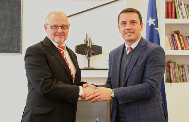 Ministri Gashi: Ministria e Kulturës e gatshme për bashkëpunim konkret ...