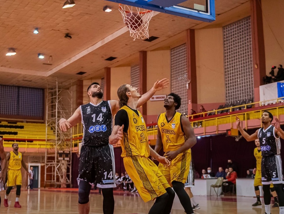 Përfundim dramatik në “Sezai Surroi” - Klan Kosova