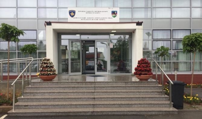 Fushë Kosovë: Komuna bën apel të mos konsumohet uji në fshatin Henc ...
