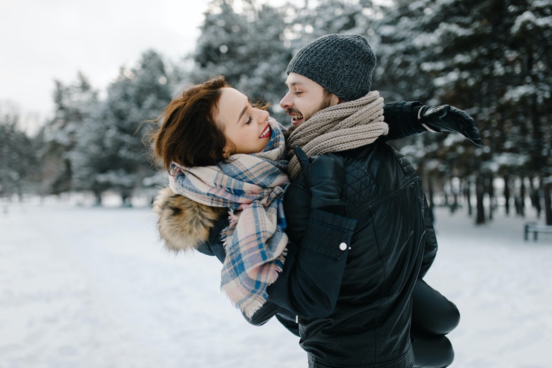 Arsyet pse dimri është stina më e mirë për të bërë seks - Klan Kosova