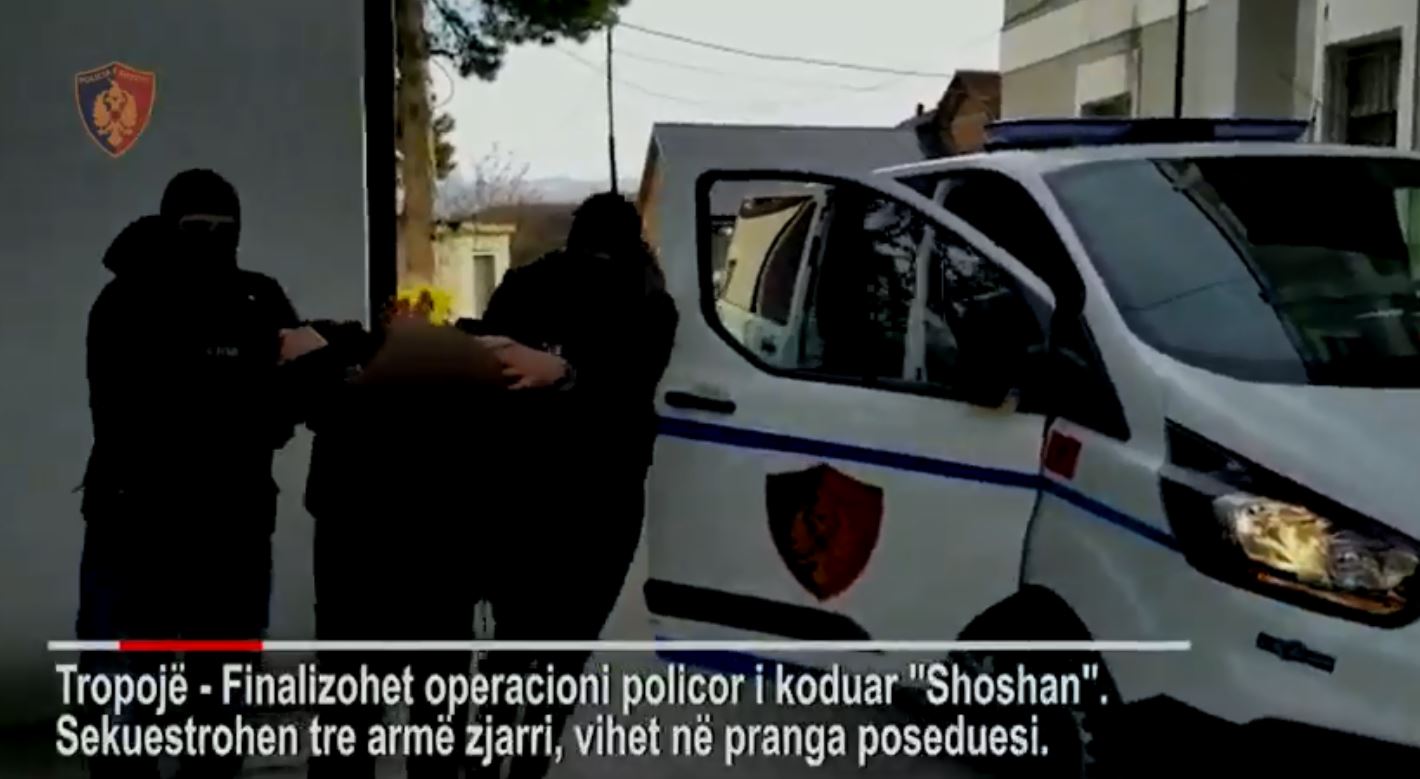 Arrestohet tropojani po trafikonte armë drejtë Kosovës – Klan Kosova