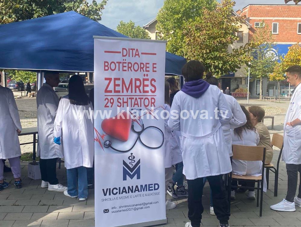 Vushtrri: Në Ditën Botërore të Zemrës, nxënësit ofruan shërbime ...