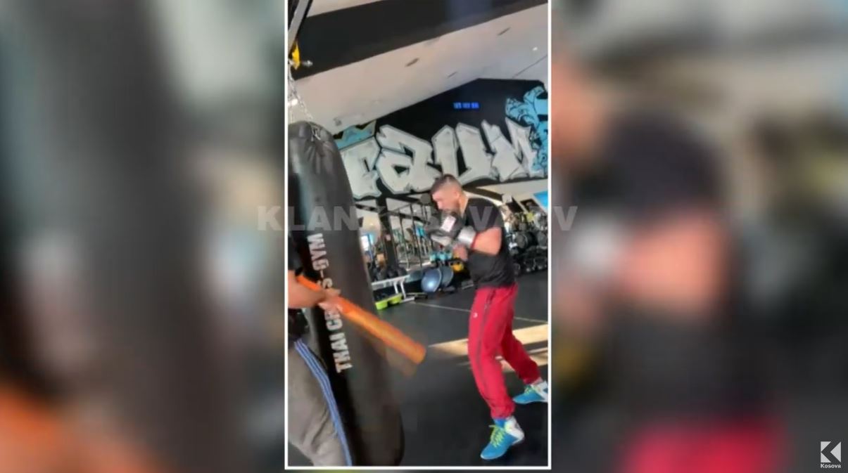 Jakaj, gati për duelin e karrierës (VIDEO) – Klan Kosova