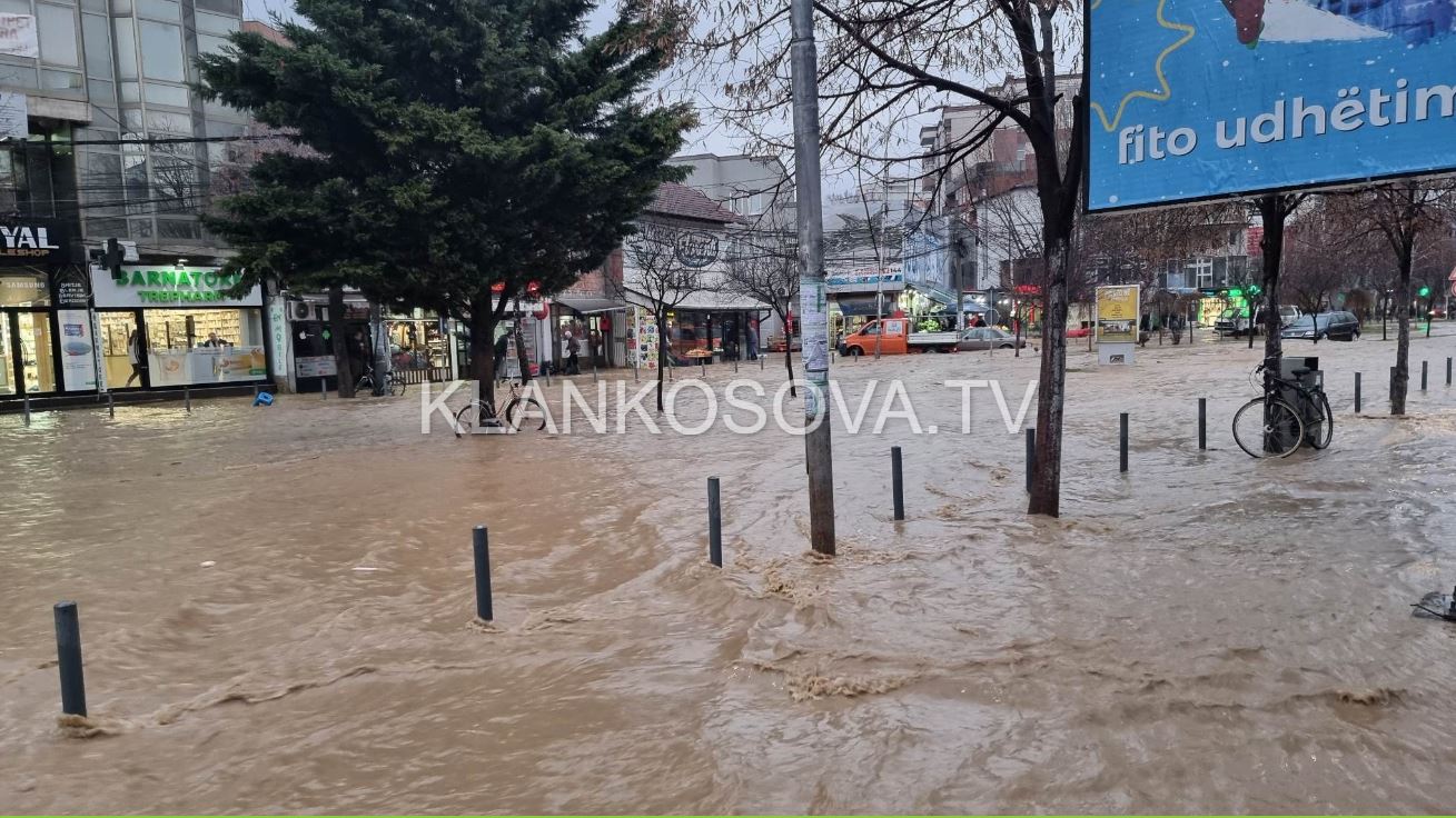Vërshimet në Mitrovicë përmes fotografive – Klan Kosova