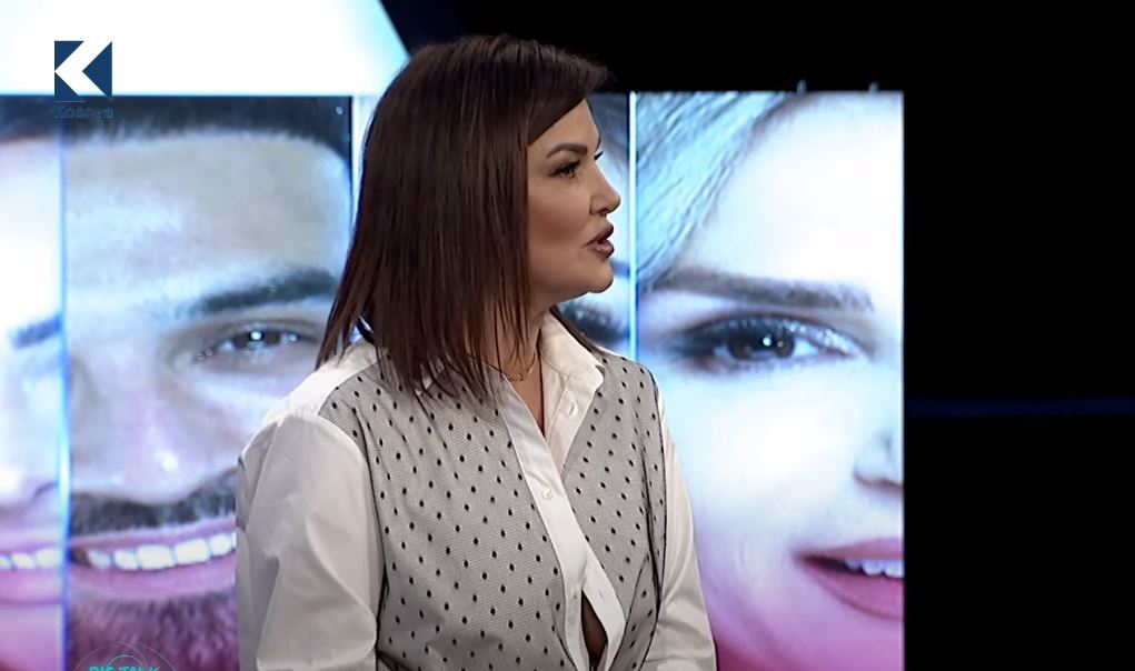 Na befasoi, por u largua, apo e larguan Afërdita Paqaradën? Dëgjojeni ...