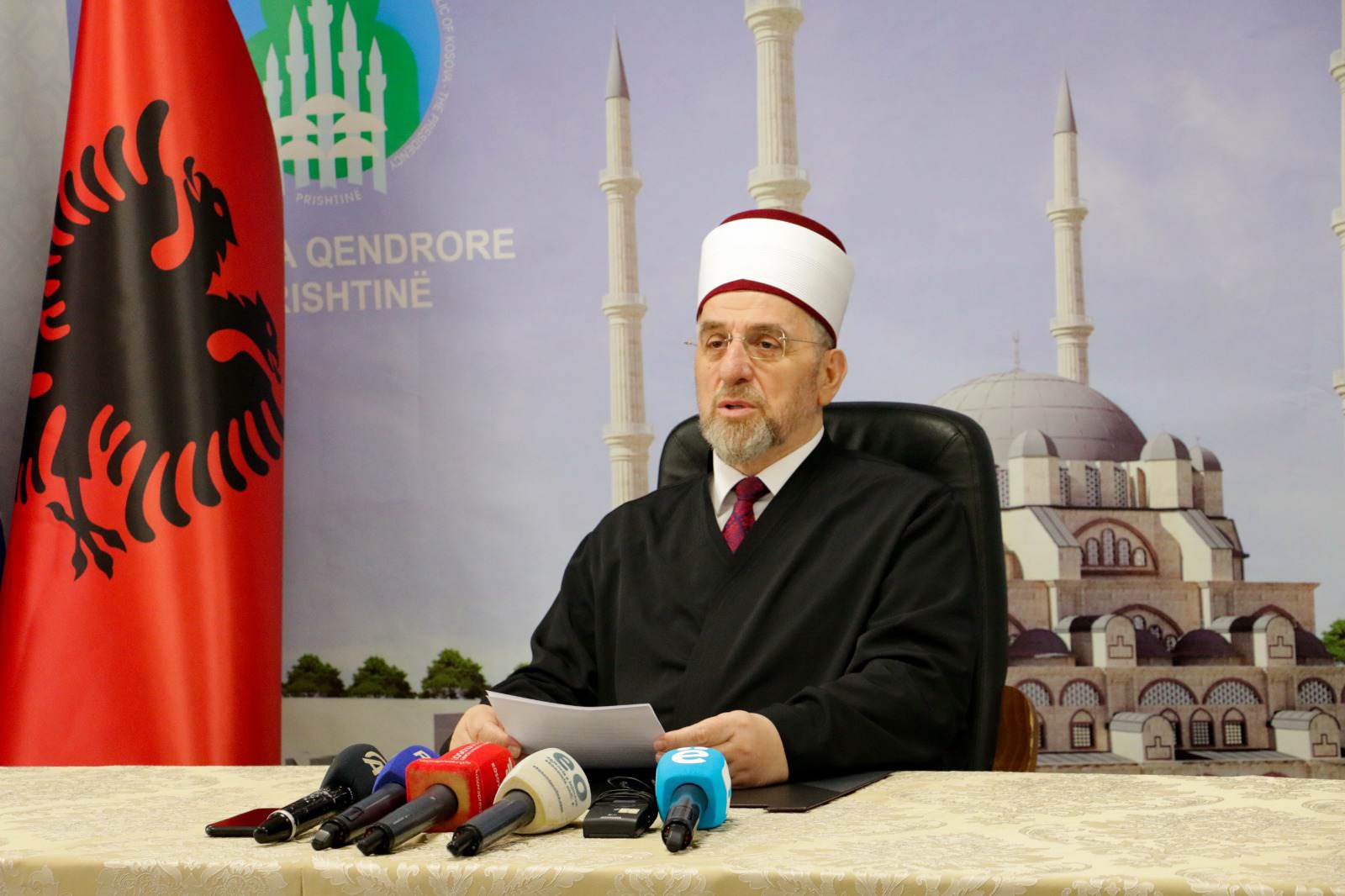 Urimi i myftiut Naim Tërnava për festën e Kurban Bajramit - Klan Kosova