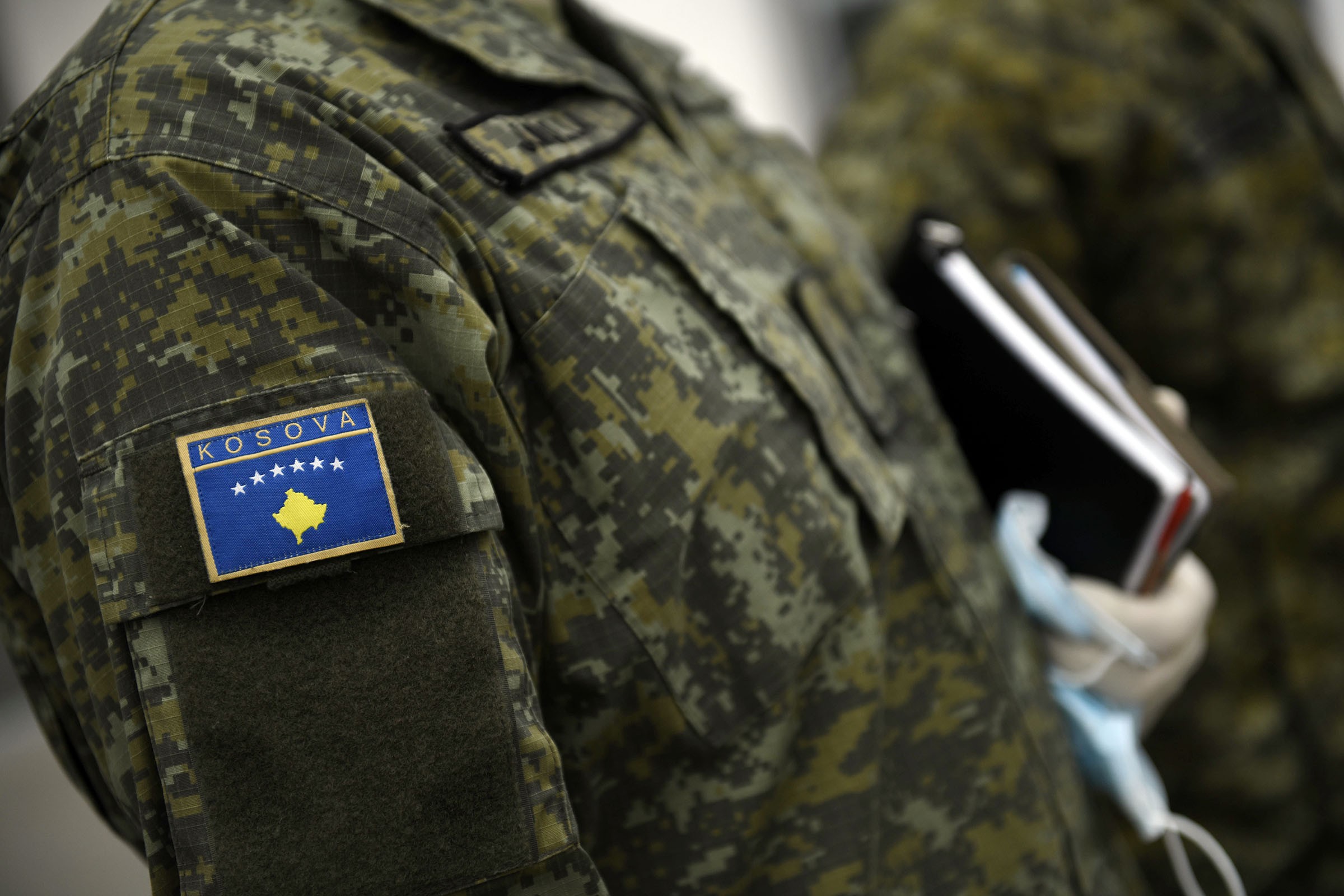 Pemë për ushtarët e FSK-së, Ministria e Mbrojtjes jep tender në vlerë ...