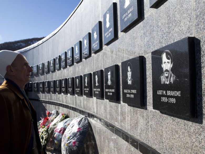 Misioni i OSBE-së në Kosovë kujton masakrën e Reçakut – Klan Kosova