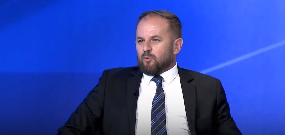 Raci-ministres Hajdari: Koncentrohu! (VIDEO) – Klan Kosova