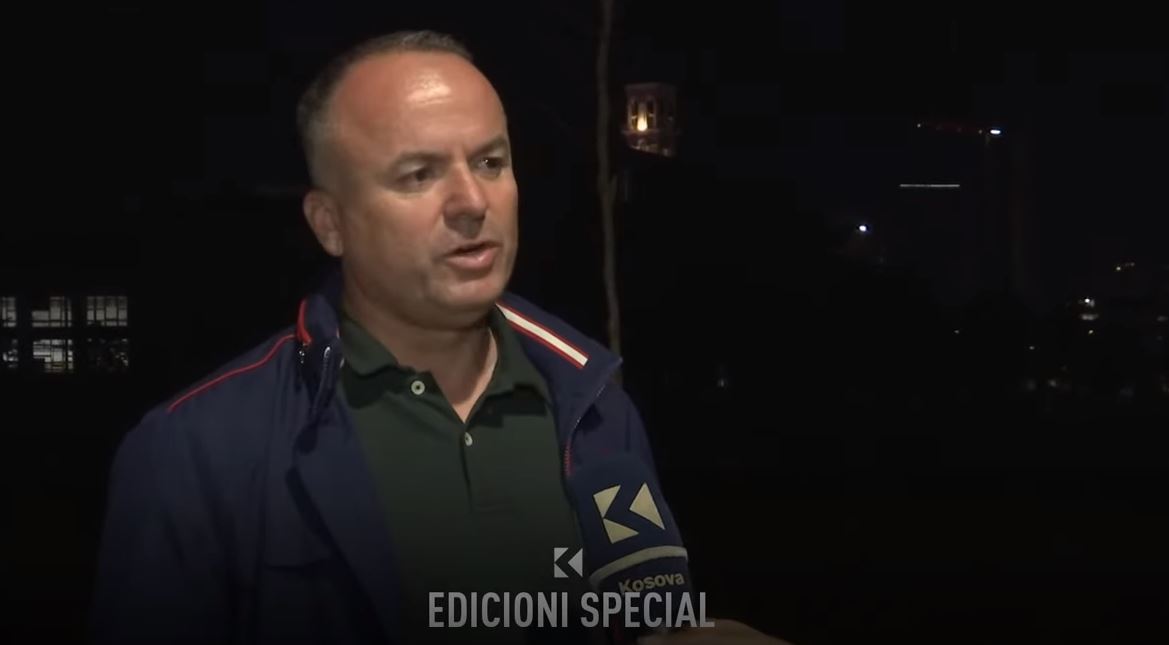 Fushtica: 50 euro për atë që e adopton një qen endacak (VIDEO) – Klan ...