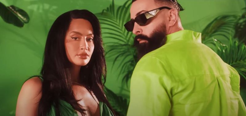 Dëgjojeni "Flakën""e Ghetto Geasyt dhe Dafina Zeqirit (VIDEO) - Klan Kosova