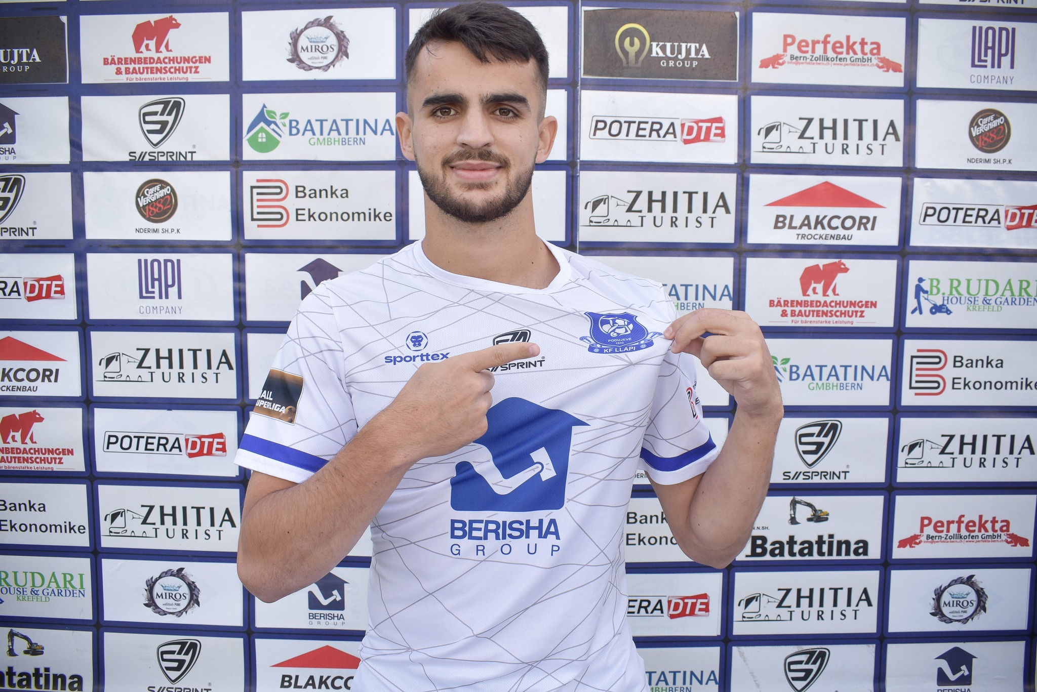 Zyrtare: Veliu kthehet te Llapi - Klan Kosova