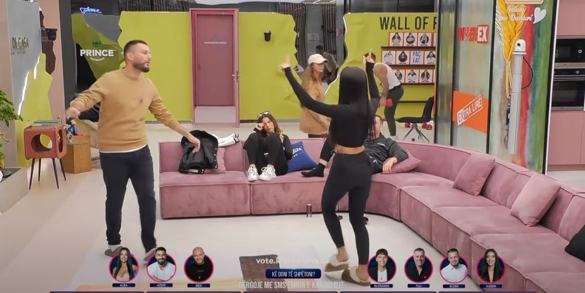 Atmosferë në “BBVK2” – Adri këndon, Mirdoni e Alba vallëzojnë (VIDEO ...