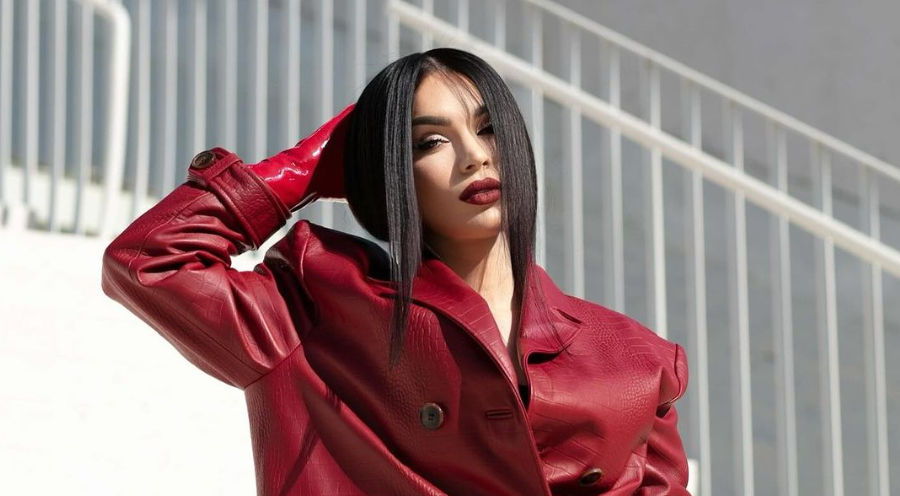 Besa Kokëdhima sjell versionin e ri të këngës për Eurovision (VIDEO ...