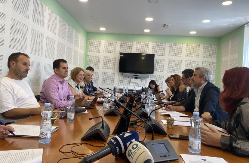 Temat kryesore në Komisionin për Arsim, njohja e diplomave dhe ...