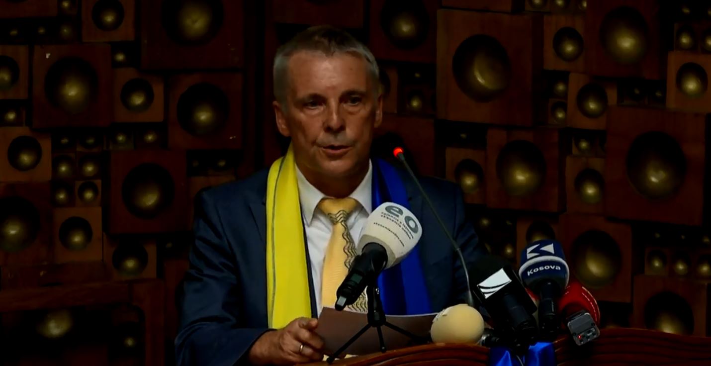 Rohde: Kosova e mbështeti Ukrainën edhe pse s'e ka njohur - Klan Kosova