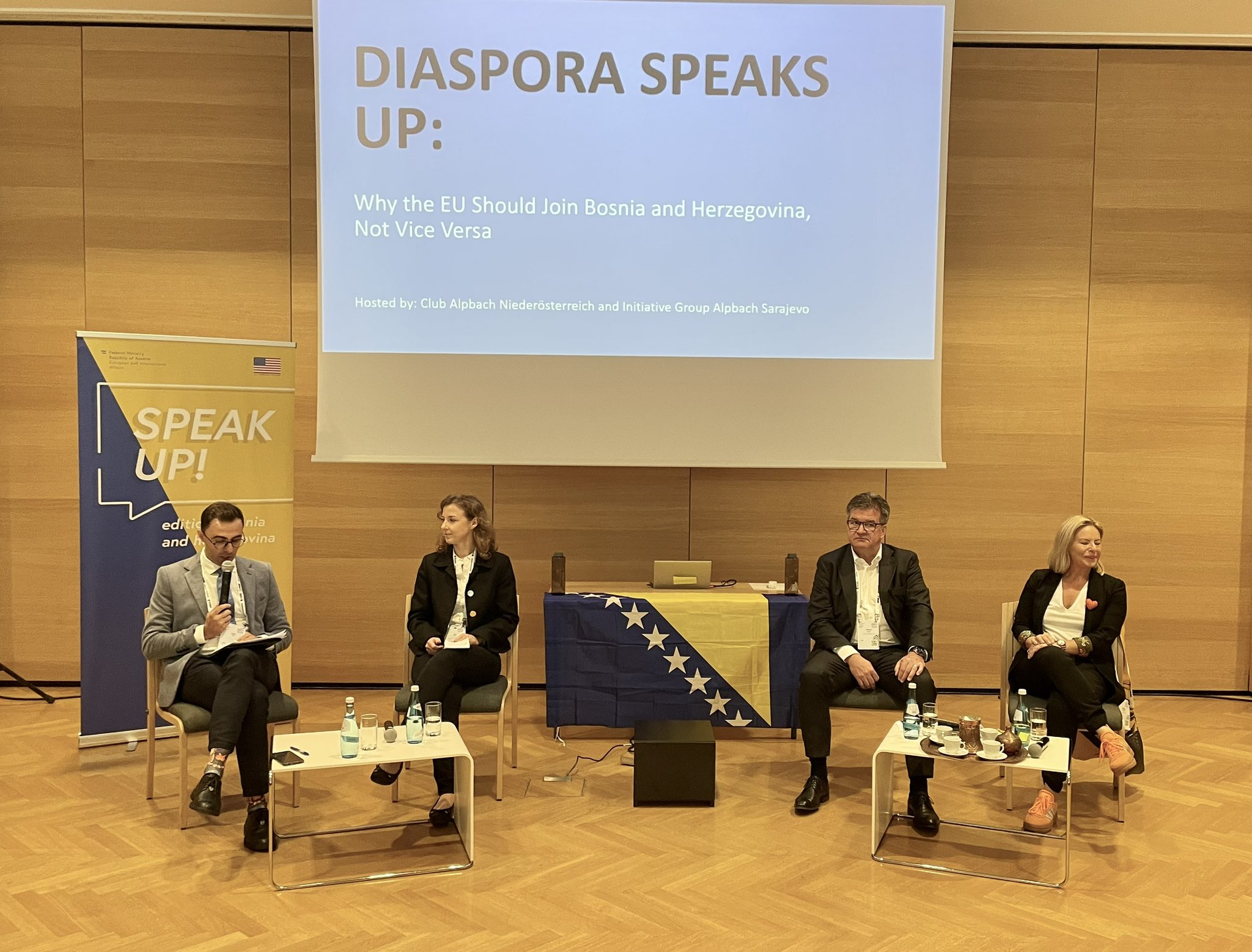 Lajçak në Austri, flet për Bosnjën e Ballkanin - Klan Kosova