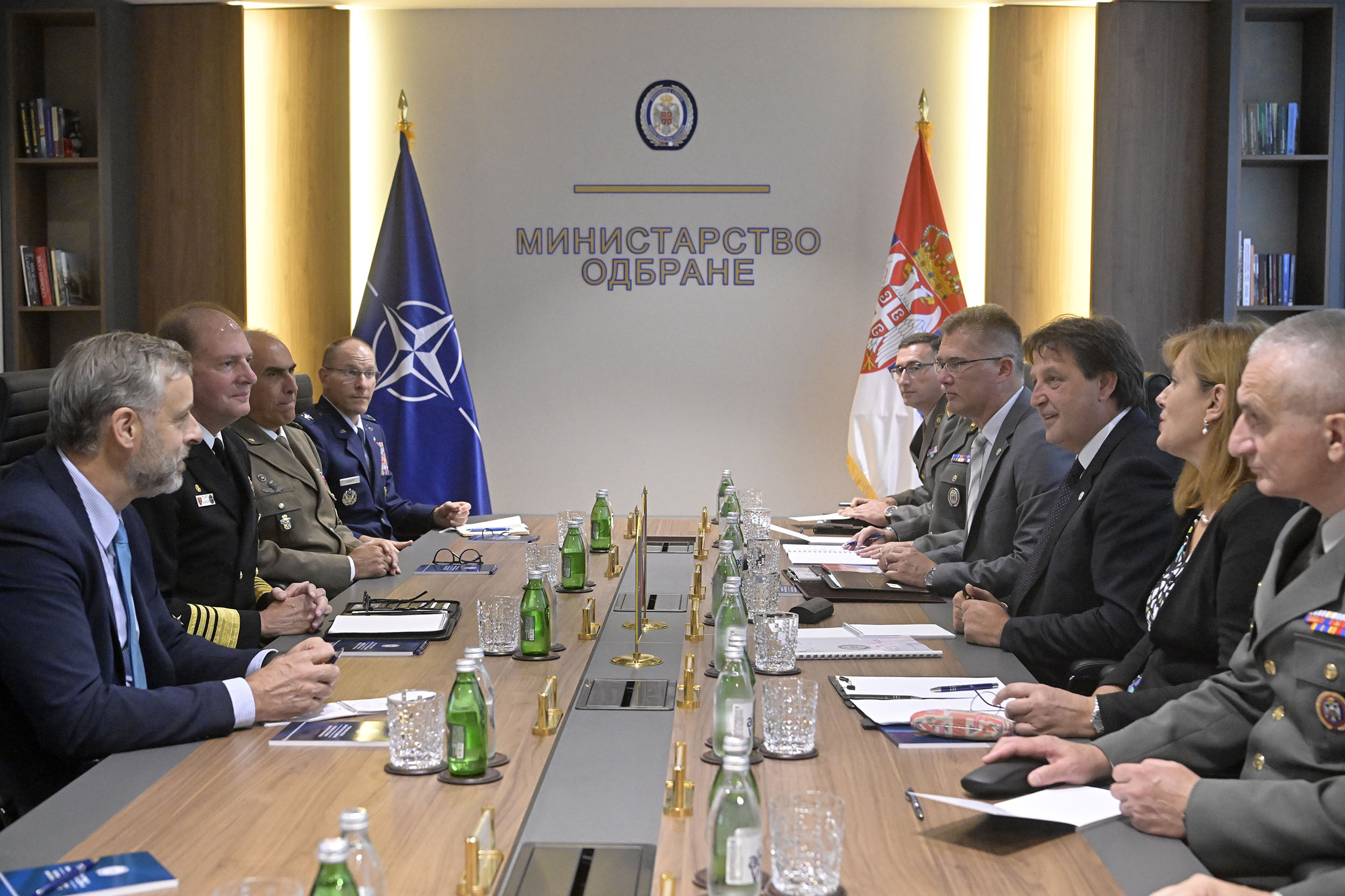 Gashiq, admiralit Munsch: Hapja e urës së Ibrit shkakton valë të re të ...