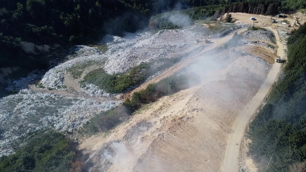 Varrezë e mundshme masive me civilë shqiptarë, Serbia konfirmon ...