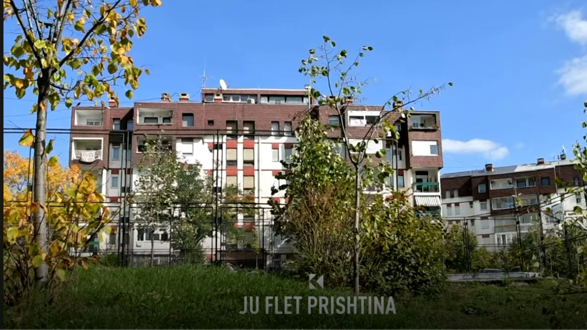 “Na kanë harruar krejt”, a do të ngrohen “Banesat e Bardha” më 2025-ën ...