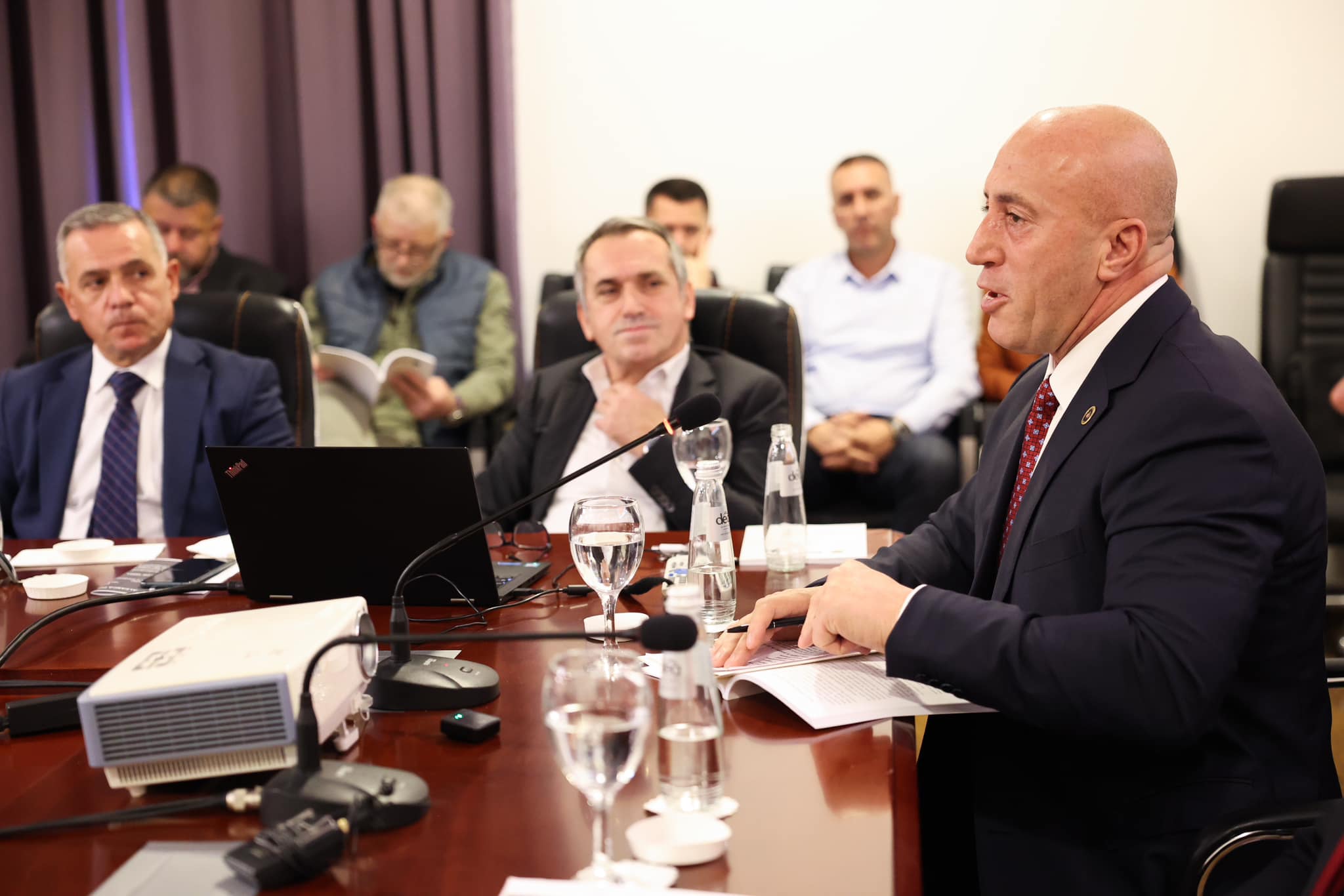 Haradinaj në tryezën “Aleanca për Ujin”: Programi ynë parasheh investime madhore në shtatë diga ...