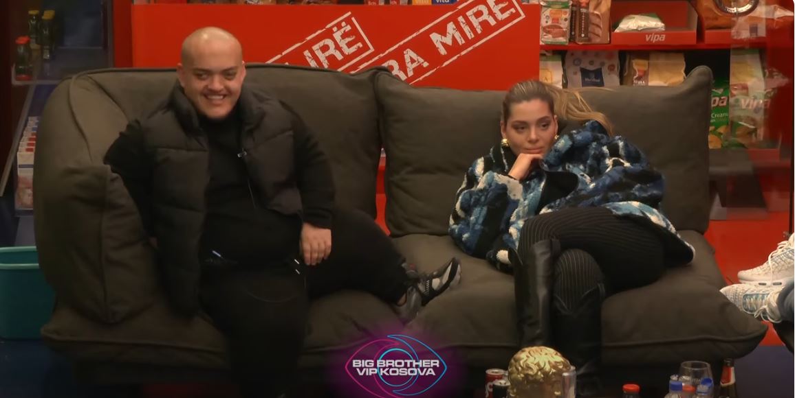 “E tregon bicepsin duke la pjata”, Burimi flet për Drilonin (VIDEO ...