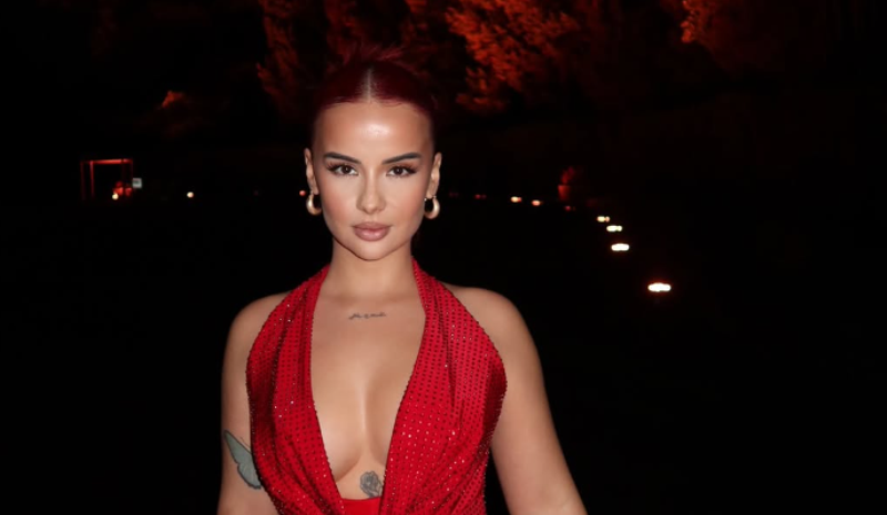 "Rosita", e kuqja qenka për Rinën (FOTO) - Klan Kosova