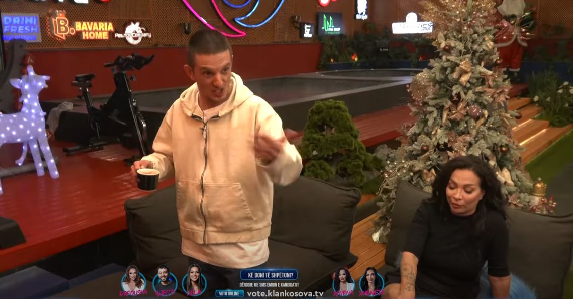 Vullneti shkakton të qeshura teksa imiton ‘tipin’ e Gresës në një dasmë ...