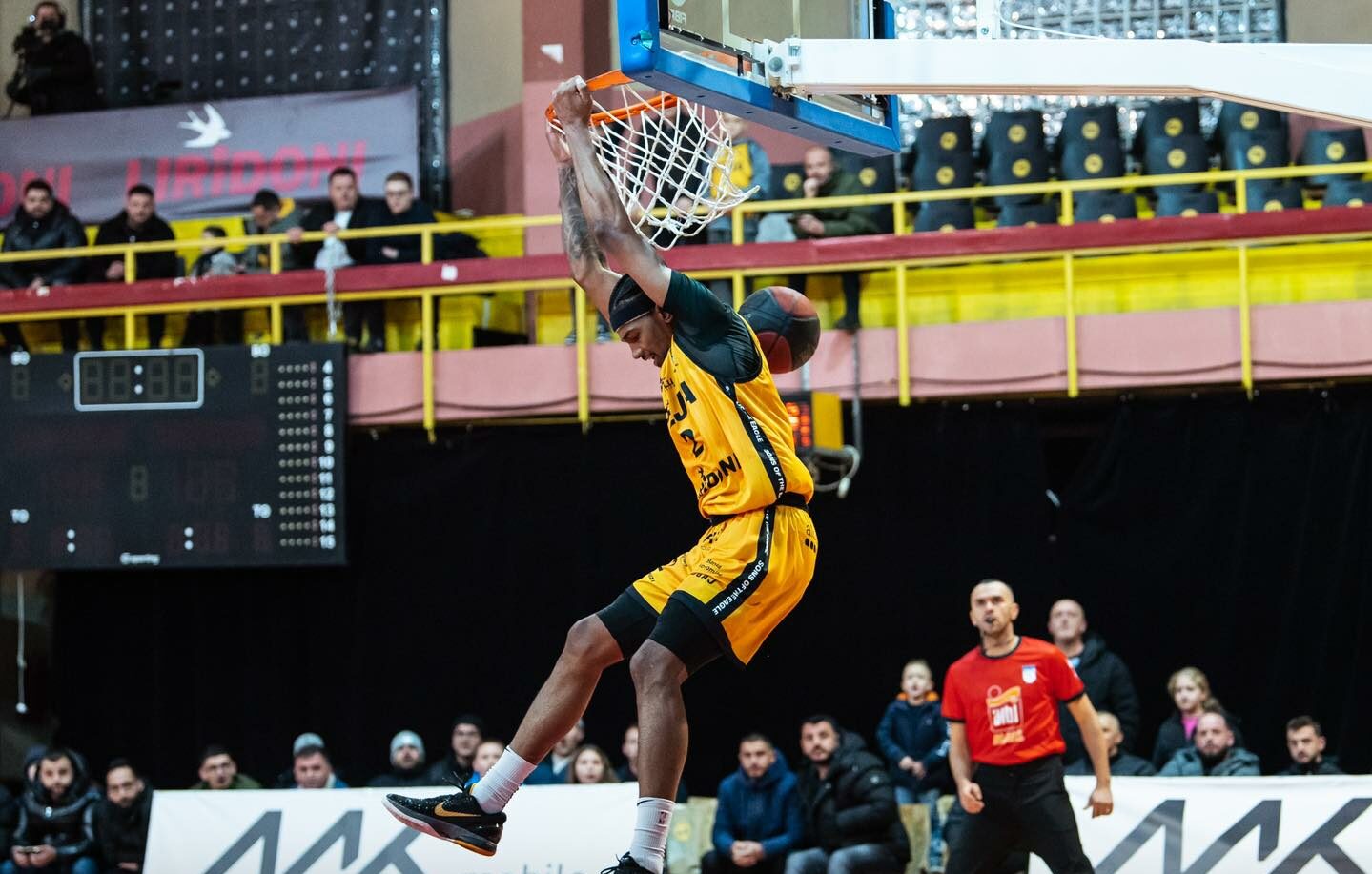 Bora e “ngrin” Pejën në pjesën e parë – Klan Kosova