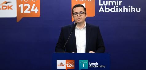 Mustafa: Kosovës i duhet një kryeministër që udhëheq me vepra, jo me ...