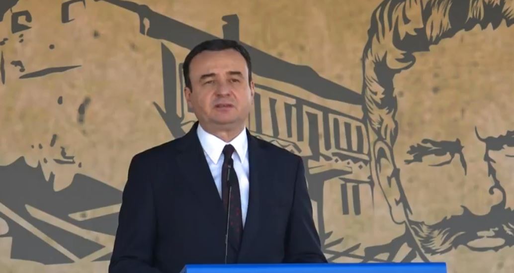 Kurti në Kazermën "Adem Jashari": Që nga viti 1989 s'kemi pasur ushtri ...