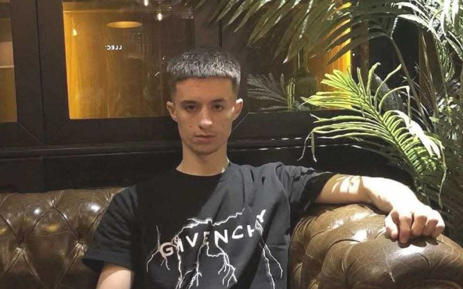 Del fotografia e të dyshuarit për vrasjen në Vushtrri – Klan Kosova