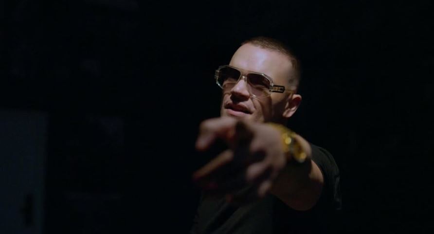 Kujt po ia dedikon Cozman këto vargje? - Klan Kosova