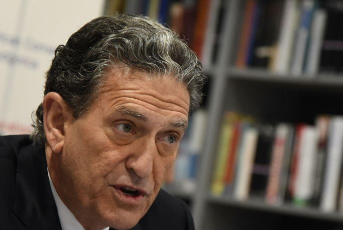 “Kam shumë për të thënë”, James Rubin javën e ardhshme dëshmon në Hagë ...