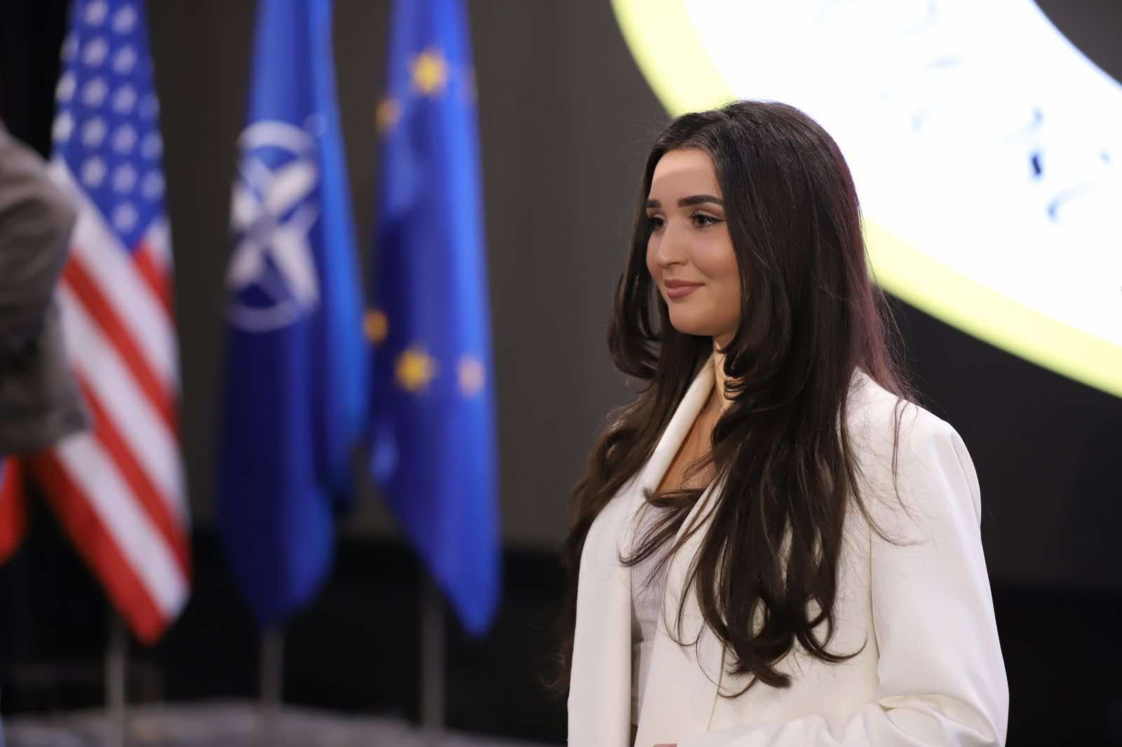 DRITË PËR PRISHTINËN – Klan Kosova