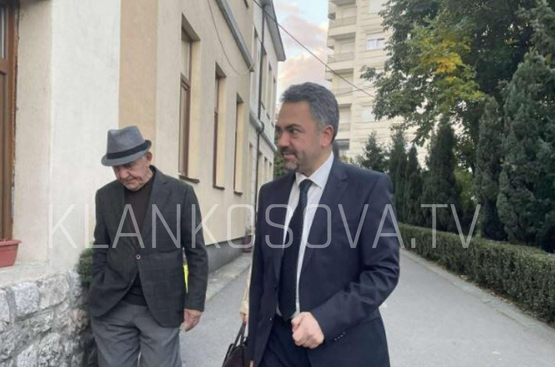 Voton kryetari i KQZ-së, Kreshnik Radoniqi – Klan Kosova