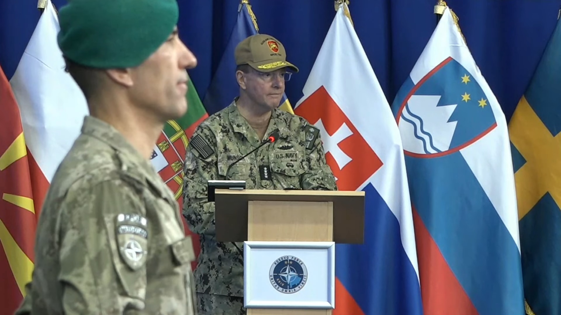 Munsch përshëndet me emër e pozitë Osmanin e Jahjagën, por jo Kurtin e ...