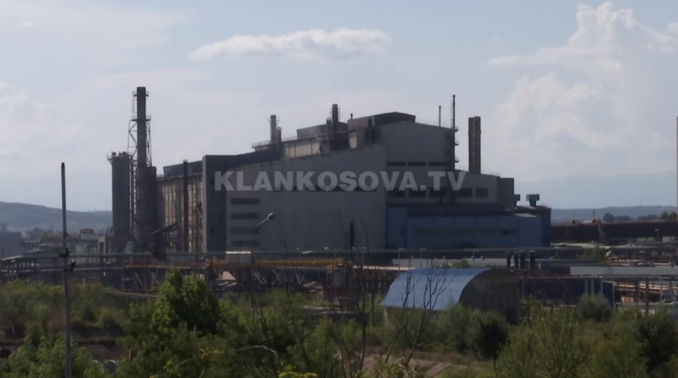 Flet punëtori i “Ferronikelit”: Nga e premtja, 200 punëtorë do mbesim ...